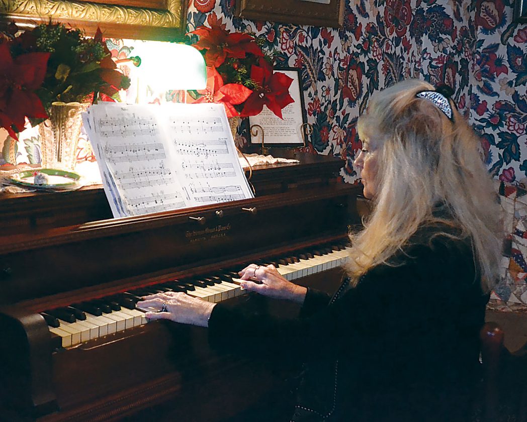 Victorian-era Christmas comes to life at Henry Fearing House | News ...